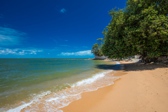 Top 5 things to do on a Romantic Redcliffe Getaway - Waterfront Luxury ...